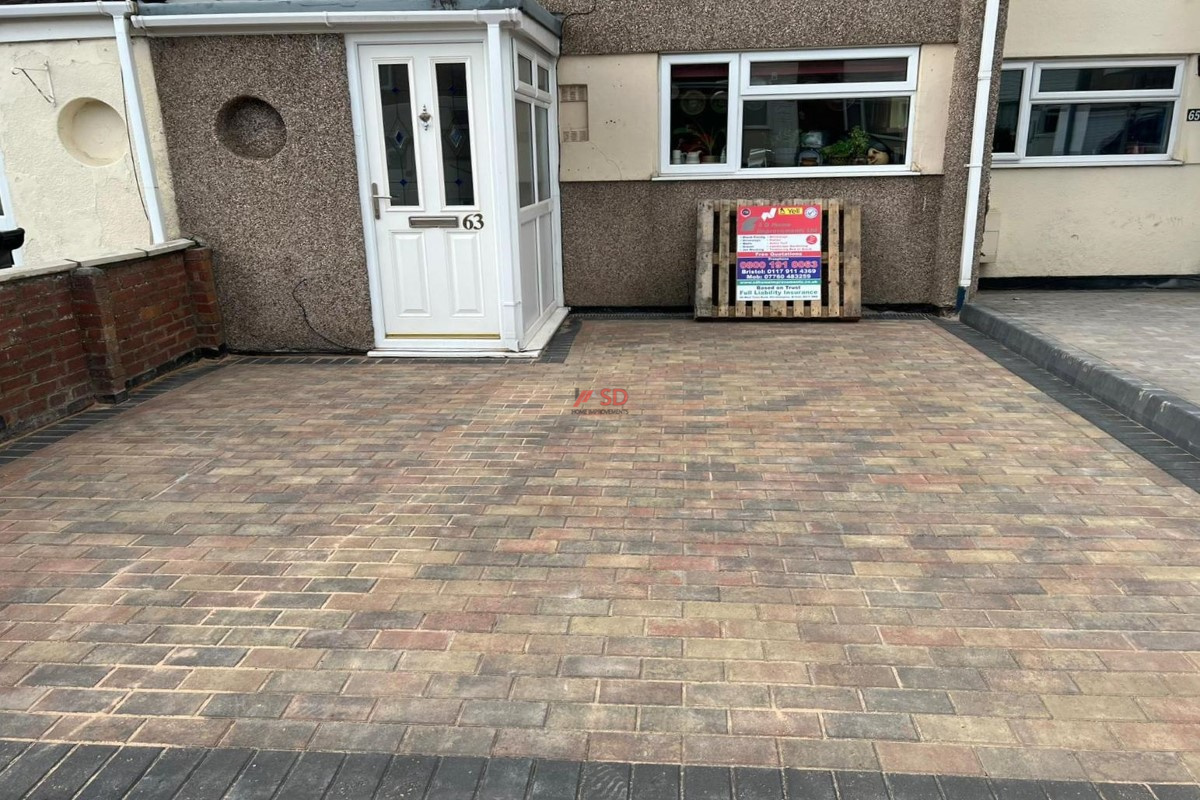 Driveway and Patio Paving Installers Dodington - Local Block Pavers Near Dodington